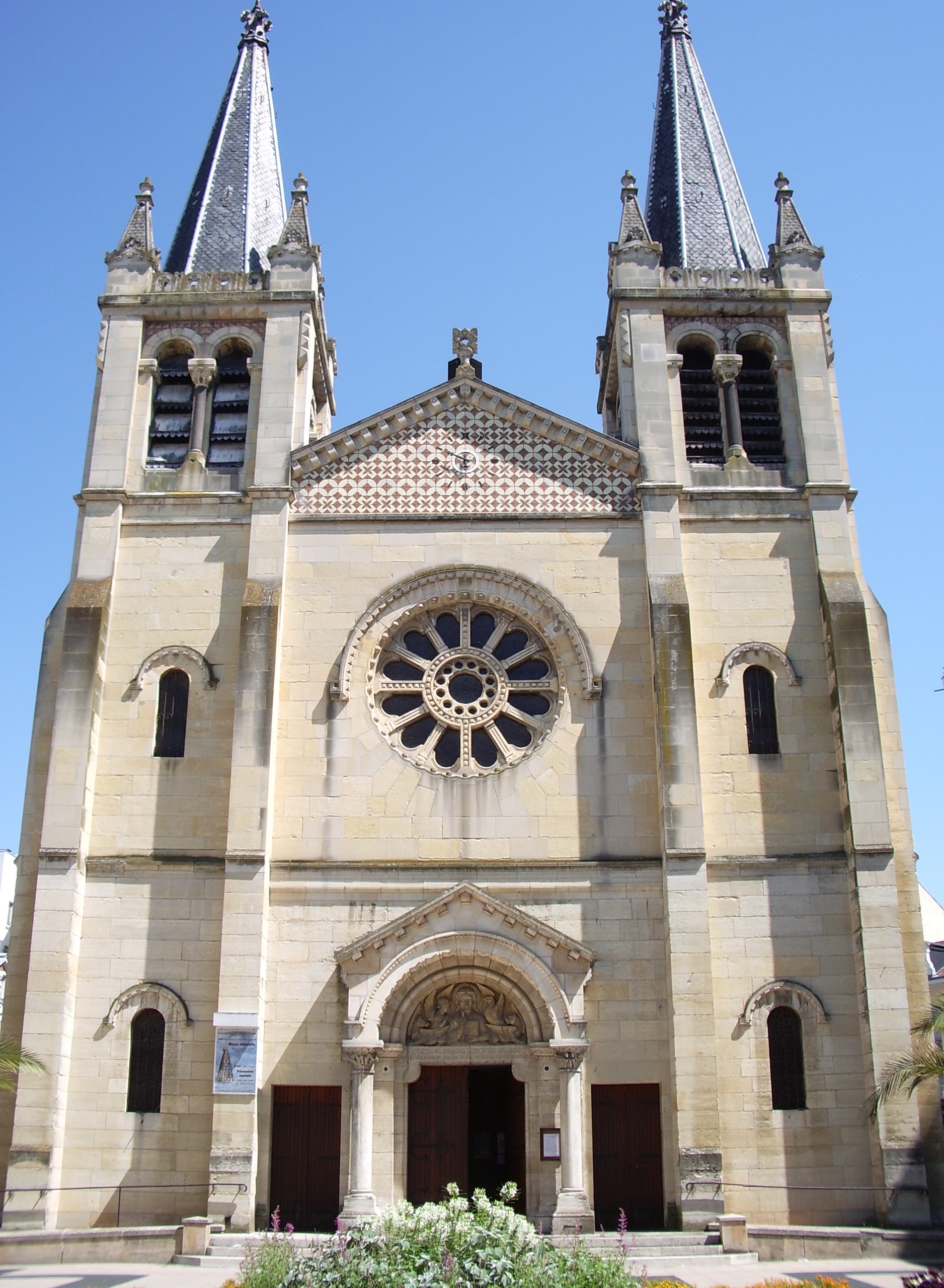 Eglise St-Louis - Paroisse Notre Dame des Sources